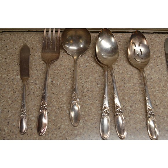 Oneida | Kitchen | Vintage 95s Oneida White Orchid Community ...